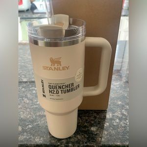 Stanley | Kitchen | Stanley 4 Oz Tumbler Hearth And Hand Magnolia ...